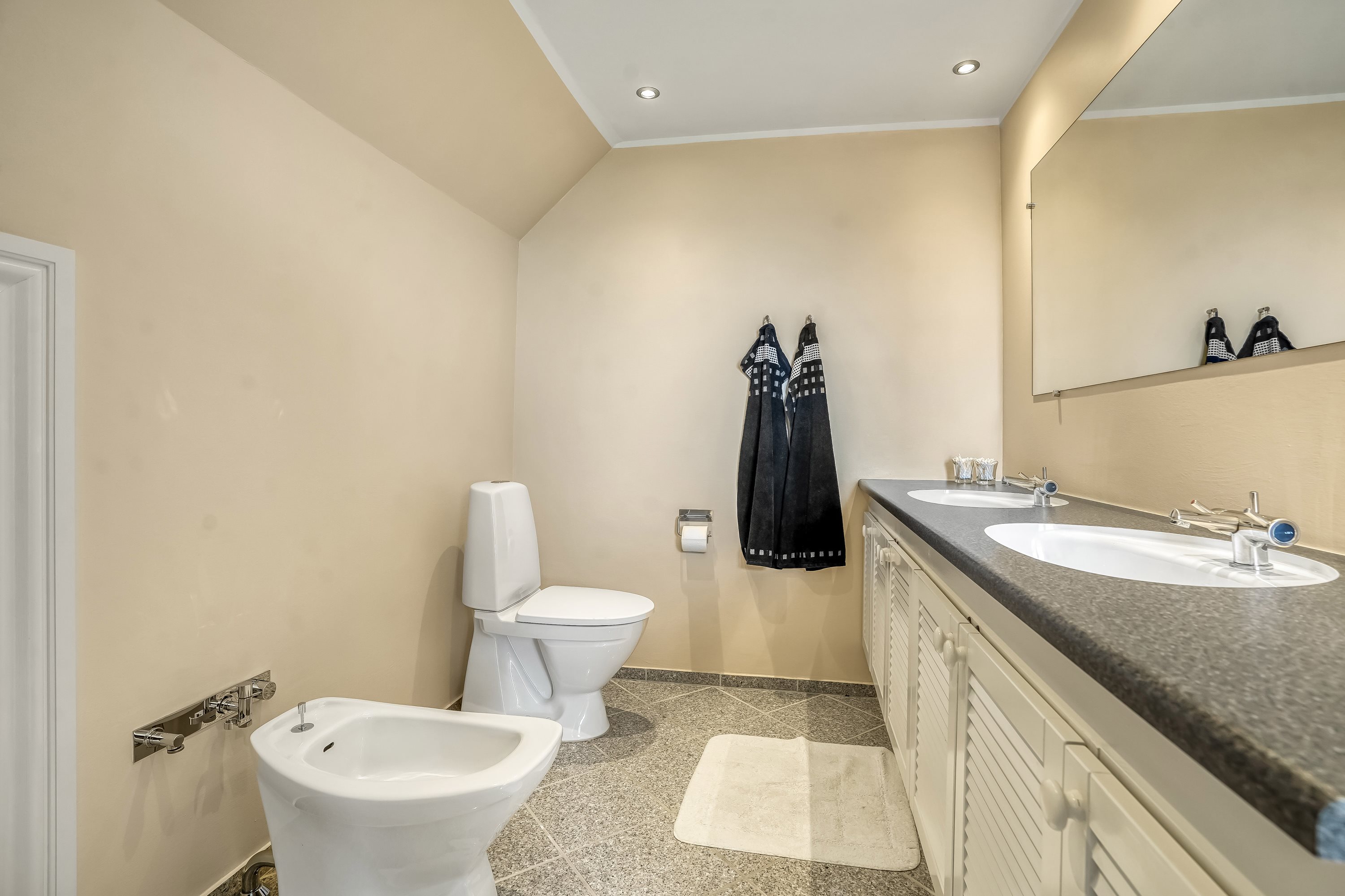 Til salg - Rolighedsvej 12, Strib, 5500 Middelfart - Nybolig