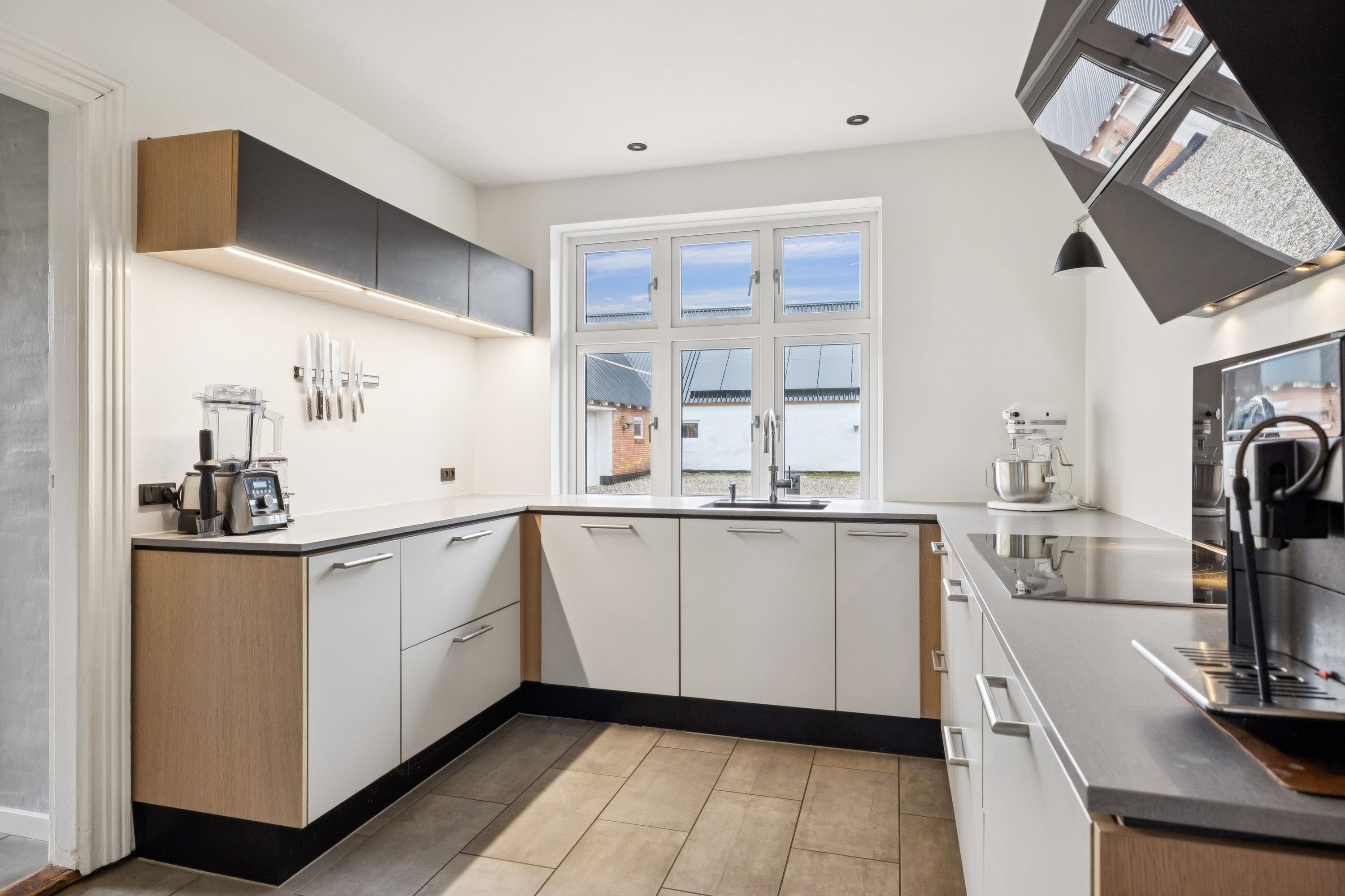 Til salg - Randersvej 112, 8680 Ry - Nybolig